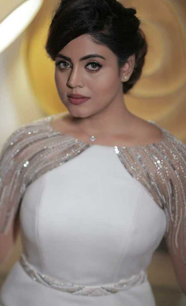 Iniya photos | Actress Iniya photo gallery | iniya images - Madras Telegram